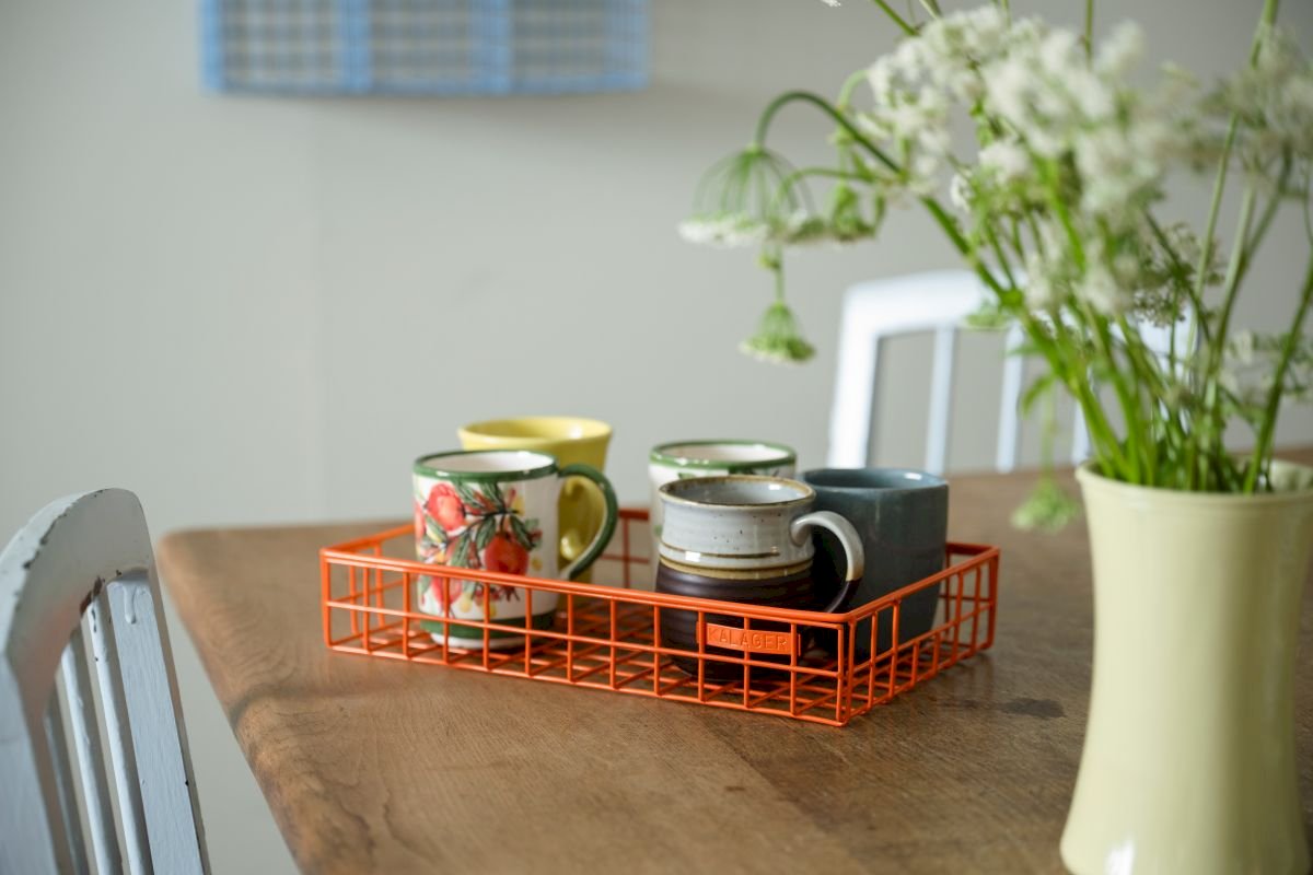 WIRE TRAY – Elegant and versatile wire tray by Kalager Design